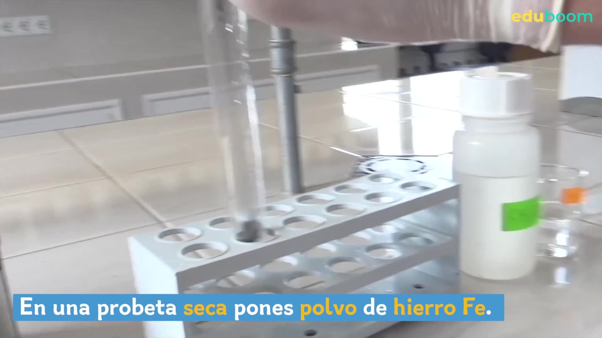 Interacción del ácido acético con los metales. Física y Química 2º secundaria